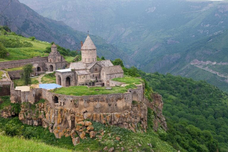 Top 5 obiective turistice din Armenia - TOP 15